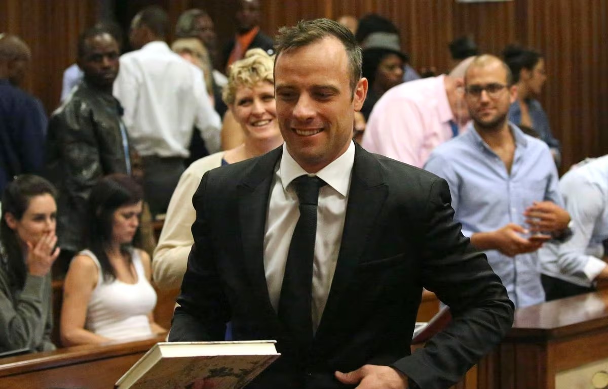 Afrique Du Sud Oscar Pistorius Obtient Une Liberté Conditionnelle